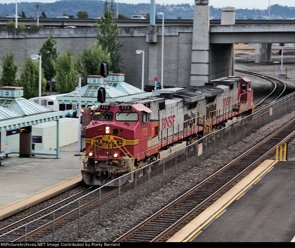 BNSF 772, Light Engines North Bound